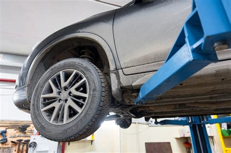 Водителям рассказали какие детали в машине можно менять в 2024 году без штрафа