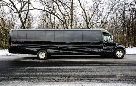 40 Passenger Coach Bus For Groups Metropolitan Shuttle