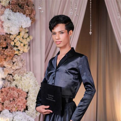 Myanmar Celebrity တစ္ေယာက္တည္းေနရတာ မဆန္းေတာ့ပါဘူး ဆိုတဲ႔ ဂႏၱ၀င္