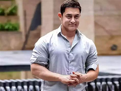 Aamir Khan Sets Christmas 2024 For His Next To Reunite With Andaz Apna