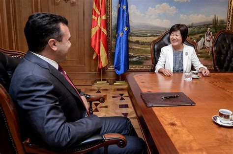 Средба на премиерот Заев со јапонската амбасадорка Ханеда • Webohrid