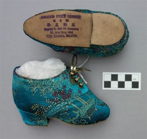 10 The End Of Foot Binding