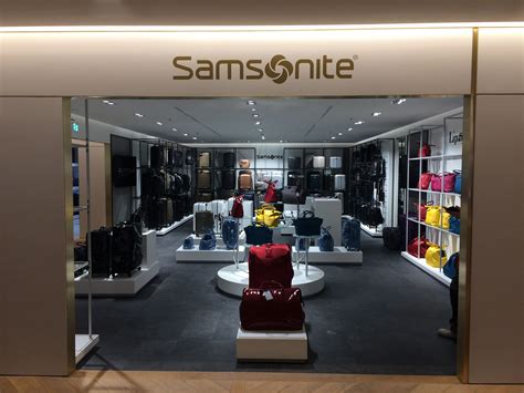Retail-Konzept Samsonite in München | Innenarchitektur, Innenräume, Design