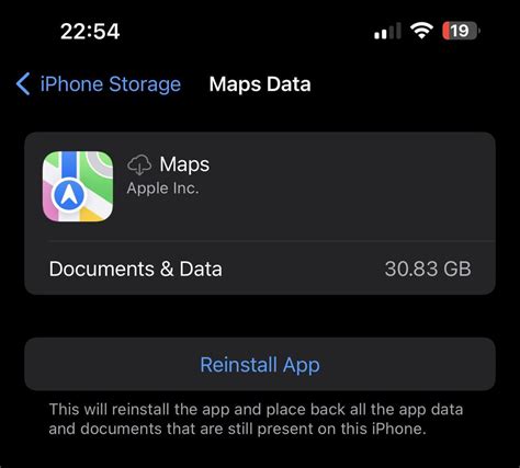 how do i delete maps data r applehelp