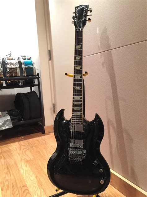 Gibson Sg Diablo Tremolo Reverb