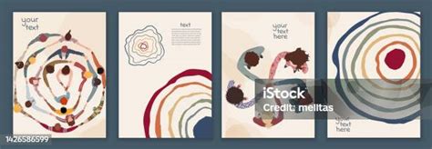 자원 봉사 다문화 사람들 그룹 개념 편집 가능한 세트 템플릿 포스터 배너 전단지 웹 페이지 서클 탑 뷰에서 다양한 문화를 가진 사람들 Ngo 돕다 도움과 지원 작업 그룹