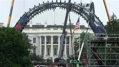Construction Crews Begin Transforming White House South Lawn Into Ufc