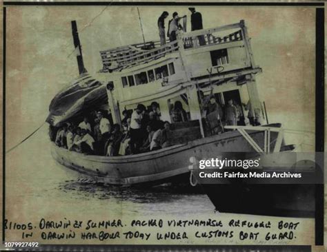 Asylum Seekers By Boat Australia Photos And Premium High Res Pictures