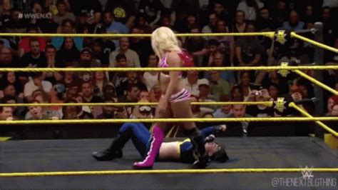 Alexa Bliss Wwe Gif Alexa Bliss Wwe Wrestling Discover Share Gifs