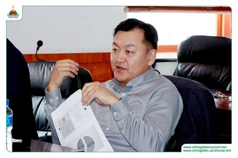 ЭРХ ЗҮЙ НУТГИЙН УДИРДЛАГЫН ХОРОО ХУРАЛДАЖ БАЙНА