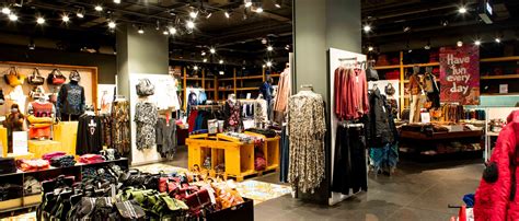 Desigual - Factory