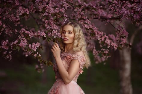 Cherry Blossoms By Anna Tomppo Fstoppers