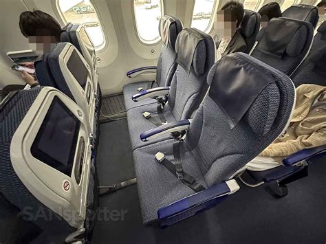 The Good And The Bad Of Ana 787 8 Economy Its Mostly Good…ish