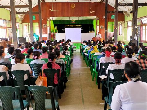 ကြံခင်းမြို့နယ်တွင် မြို့နယ်အဆင့် ကျောင်းကျန်းမာရေးစစ်ဆေးမှုမှတ်တမ်းကတ် အသုံးပြုခြင်းဆိုင်ရာသင