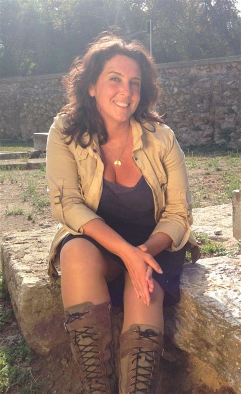 Dr Bettany Hughes 54 Rprettyolderwomen