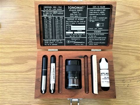 Vintage Ocular Instruments Tonomat Applanation Tonometer Wood Case