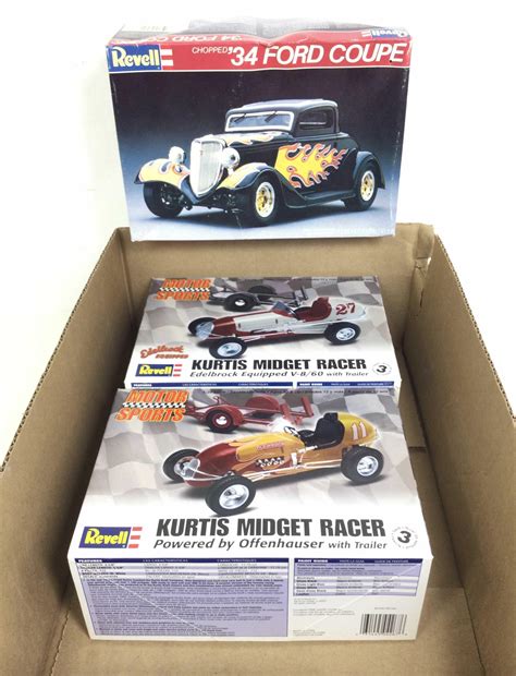 Lot 3 Revell Model Car Kits