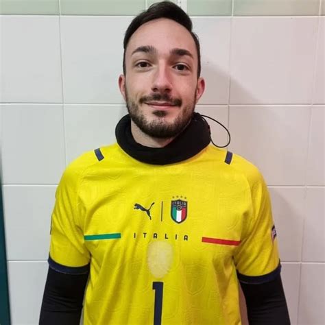 Luca Tassinari 🦡 Lucatassinari • Threads Say More