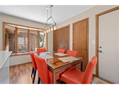 1395 25th Street Houlton Wi 54082 Mls 1590877 Edina Realty