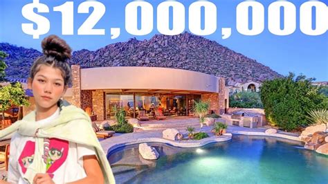 Txunamy Ortiz Familia Diamond Lifestyle 2023 Boyfriend Networth
