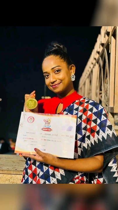 ඉන්දියාවේ පැවති රාගධාරී ගායන තරගාවලියෙන් ප්‍රථම ස්ථානය දිනූ ඔබට අපගේ සුබ පැතුම් Youtube