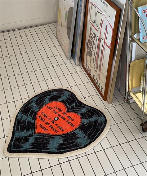 빈티지 하트 레코드 러그 사계절 방수 에이블리