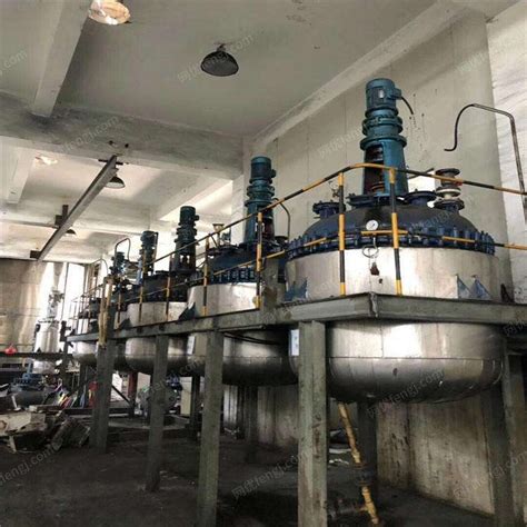 反应釜图片 图库 五毛网