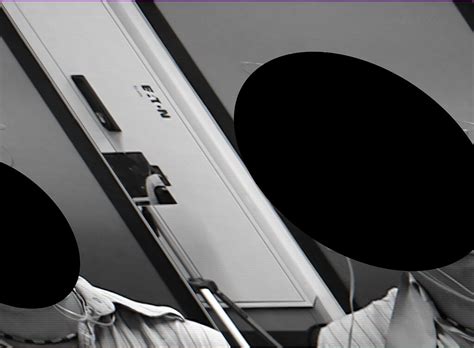 Shifted Alignment When Opening Video Python Opencv