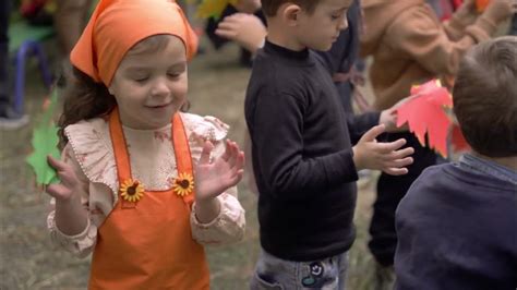 მე 16 საჯარო ბაღი შემოდგომის ზეიმი Youtube