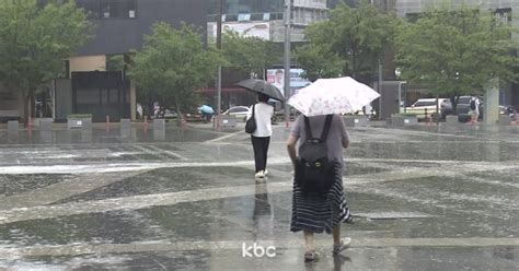 낮 기온 오르고 소나기 주말 전국 게릴라성 호우 가능성