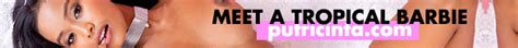 다리를 벌리고 젖은 보지를 보여주는 Putri cinta xHamster