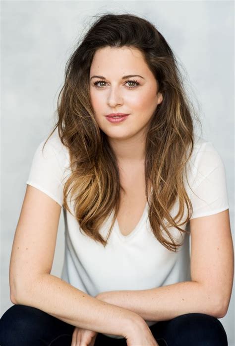 Anna Sophie Neher Atma Classique