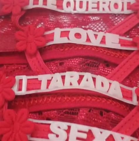 CALCINHA FIO DENTAL LOVE BRILHA NO ESCURO MIL TOQUES Sex Shop Tentação