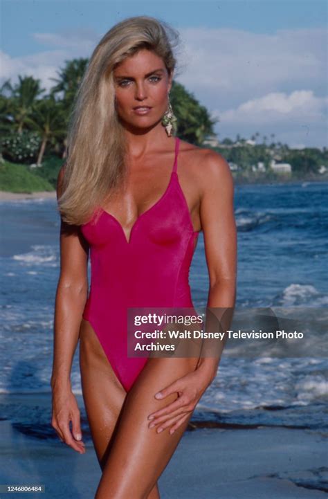 Tracy Scoggins Promotional Photo For The Abc Tv Series Hawaiian