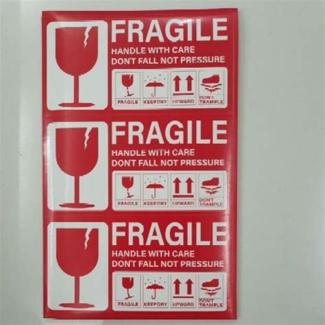 Fragile Sticker Fragile Label Warning Label Mudah Pecah Pelekat Carton Box 7cmx13cm Shopee