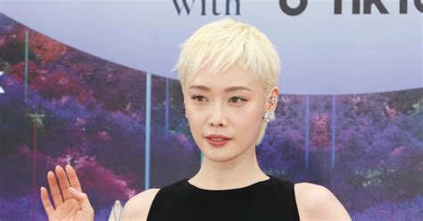 김히어라 카페 영업 중단 “아쉬워 무대‧스크린서 뵙겠다”