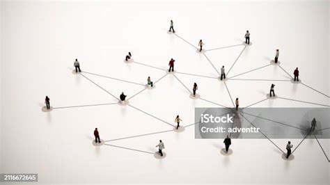 흰색 표면에 배치된 미니어처 그림은 네트워크 연결을 묘사합니다 연결에 대한 스톡 사진 및 기타 이미지 연결 개념 사람들 Istock