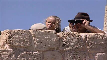 Sex In The Desert Loureen Kiss
