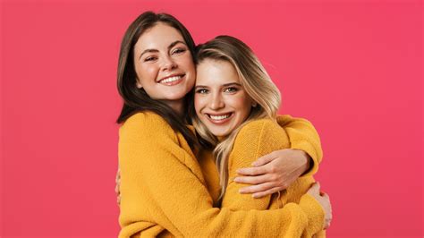Frases De Carinho Para Amiga Alegre O Dia Dela