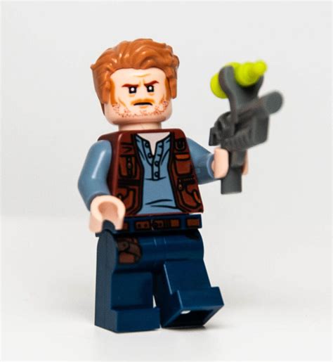 New Lego Jurassic World Minifigure Owen Grady W Tranquilizer Jw023