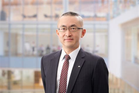 The Tide Of Green Finance Challenges And Opportunities In Renewable Energy Project Financing