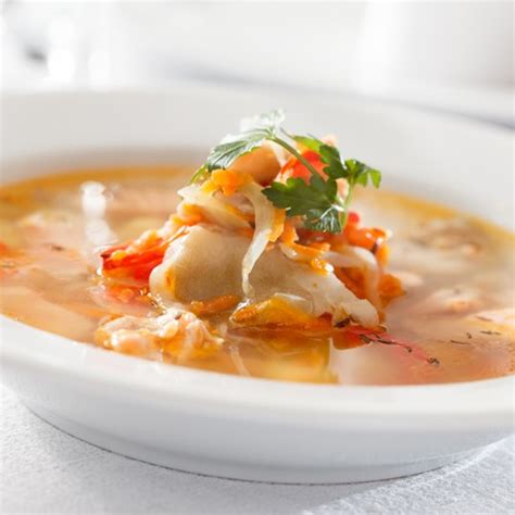 사프란을 곁들인 생선 수프 차세르