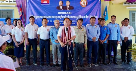 ប្រធានបក្សខេត្តបាត់ដំបង អំពាវនាវដល់ពលរដ្ឋត្រូវគូសសន្លឹកឆ្នោតឱ្យបានត្រឹមត្រូវ