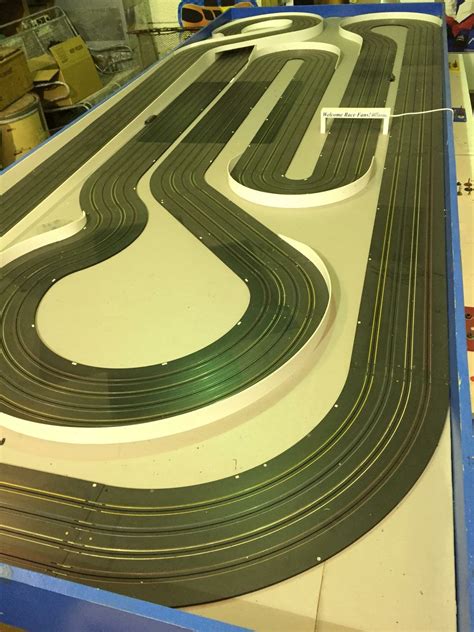 11 Ho Slot Car Layouts Ideas Ho Slot Cars Slot Car Racing Slot