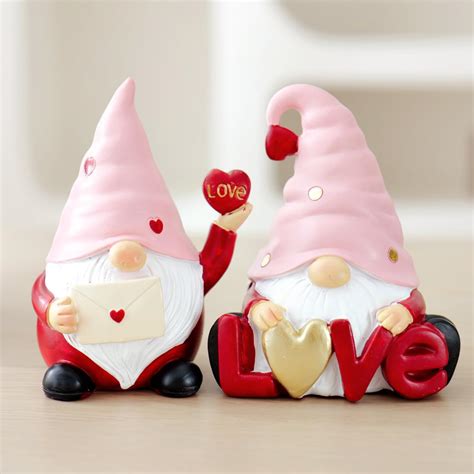 Goodstart Valentines Day Gnomes Figurine Lovely Couple