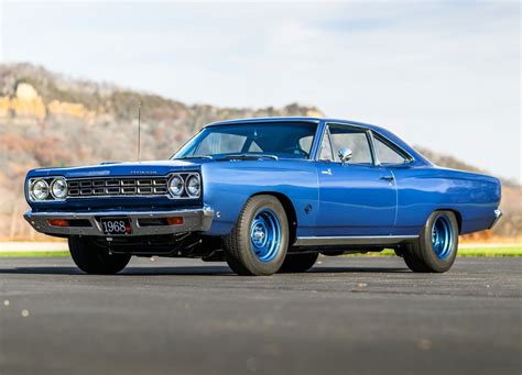 Roadrunner Muscle Car