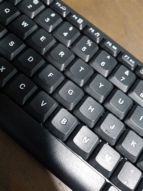 Logitech K220 Wireless Keyboard Electronics Computer Parts And Accessories On Carousell