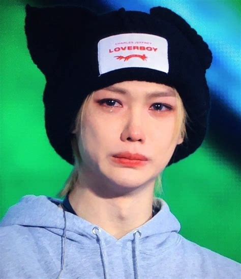 Пин на доске «·felix· Знаменитые парни Певцы Суровые мужчины