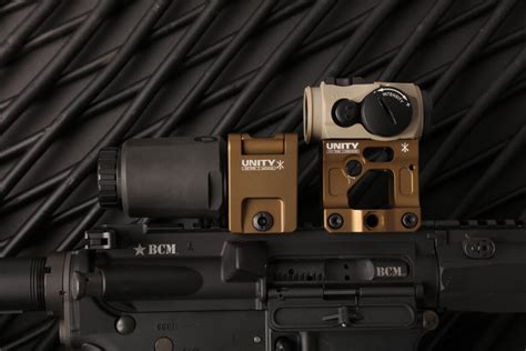 Unity Tactical FAST Mounts UN Magazine