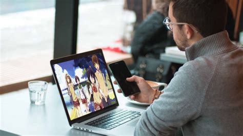 Sering Dianggap Aneh Ini Alasan Logis Orang Dewasa Suka Nonton Anime